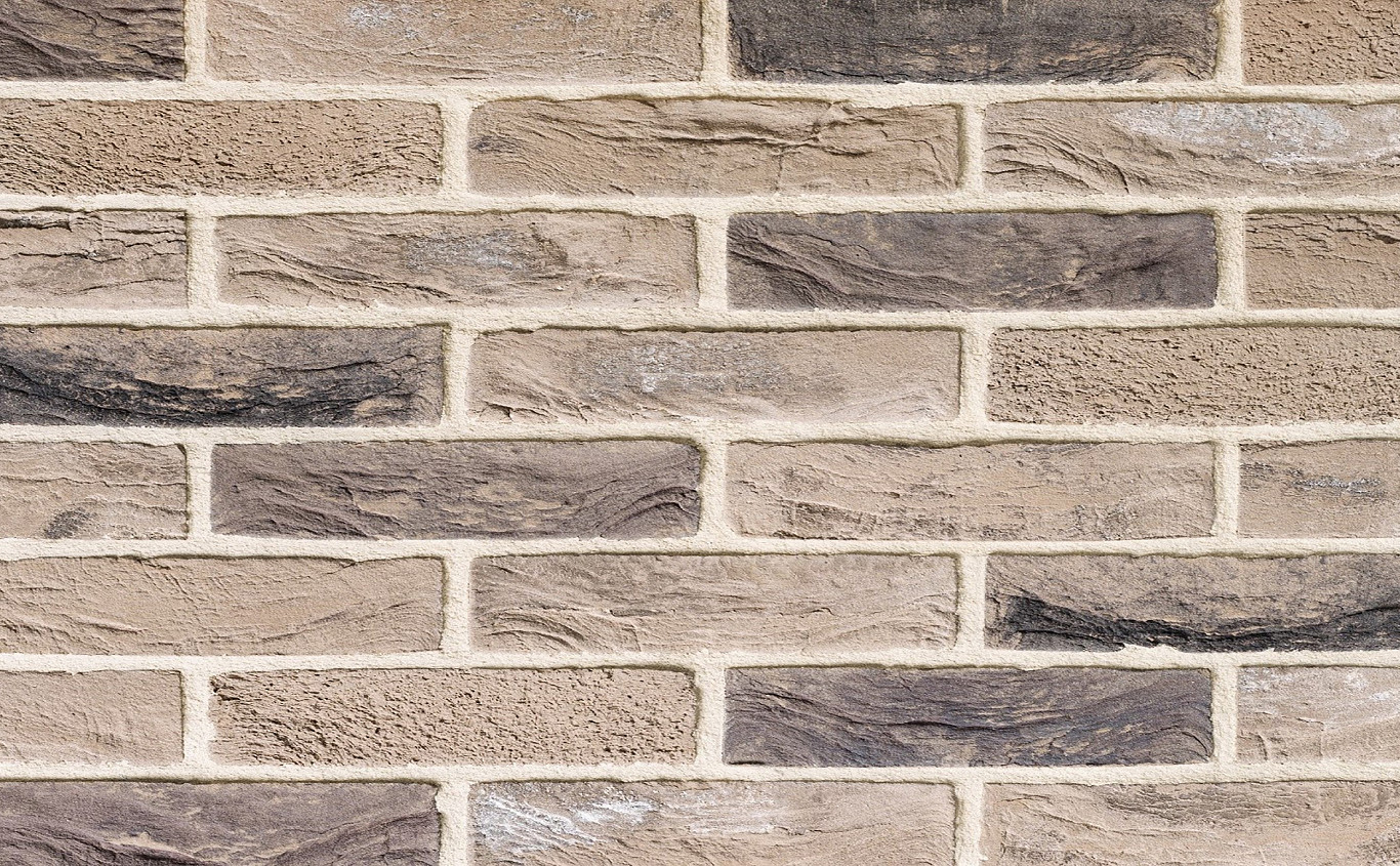 N70 Linear Brick Range | Lava | Traditional Brick & Stone